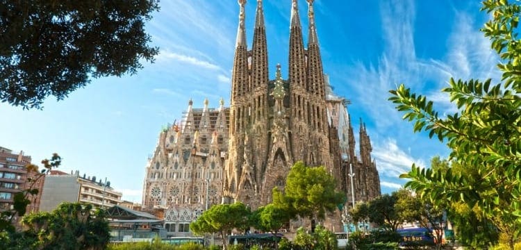 Turismo em Barcelona: veja o que você precisa conhecer