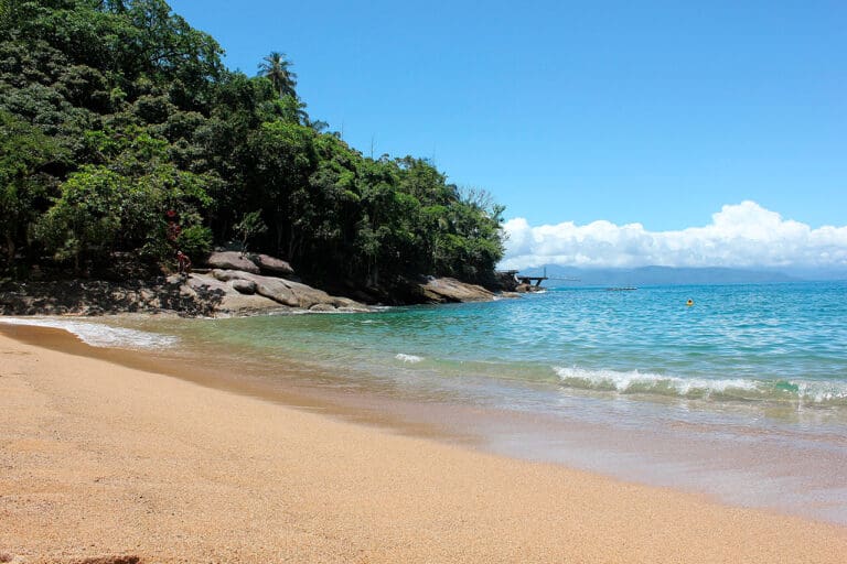 Praias de Ilhabela: as 10 melhores praias para conhecer!